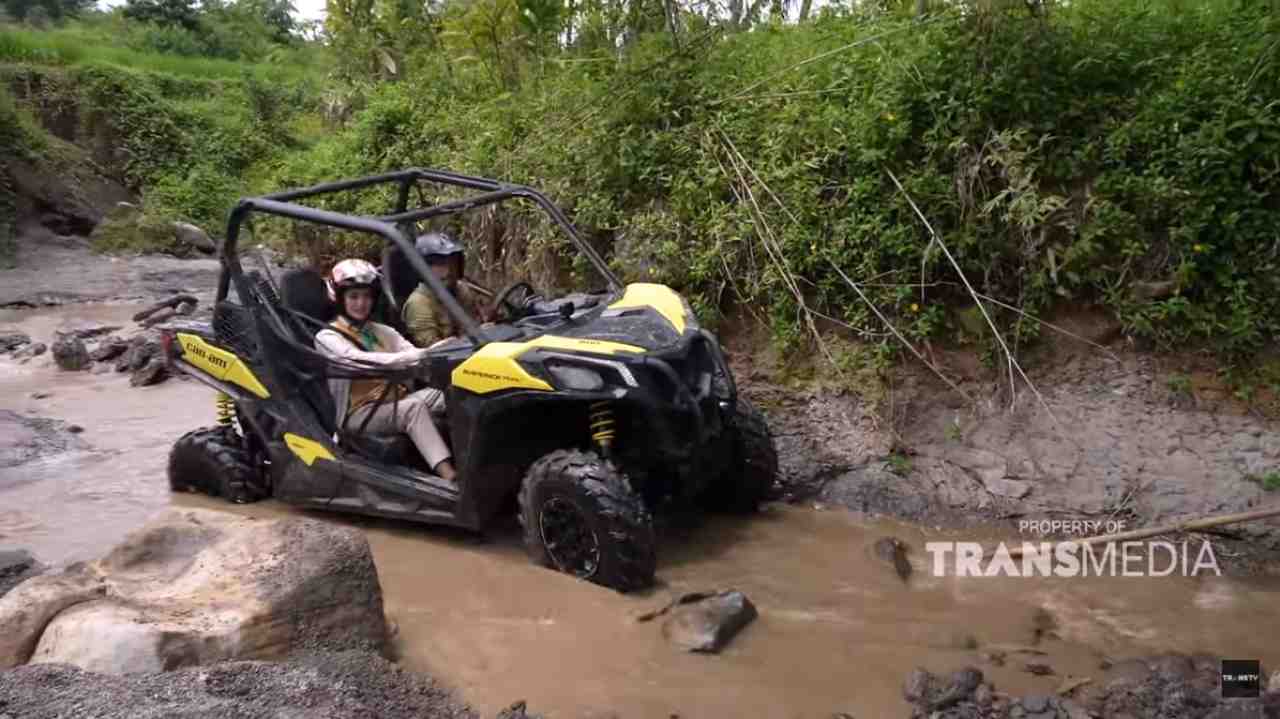 Melepas Penat Di Kawasan Off Road Sentul Yang Berkelok Kelok ...