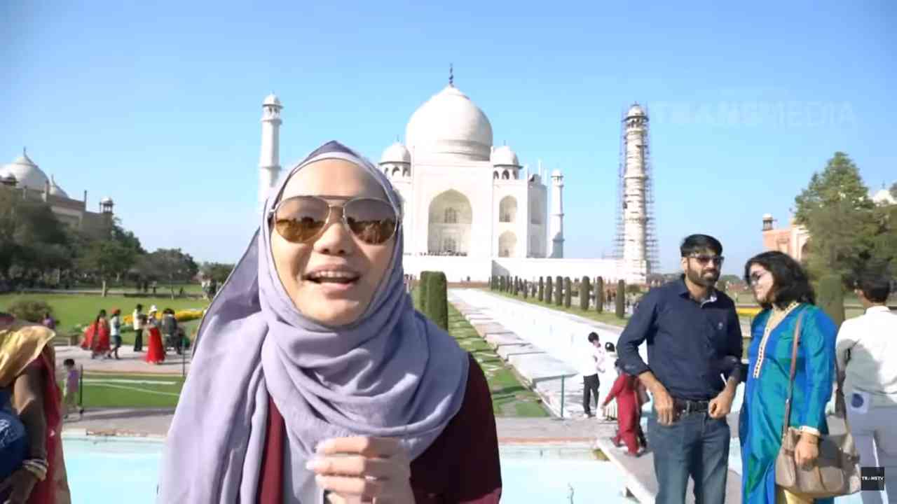 Mengunjungi Taj Mahal, Monumen Cinta Abadi Yang Megah Dan Mengagumkan ...