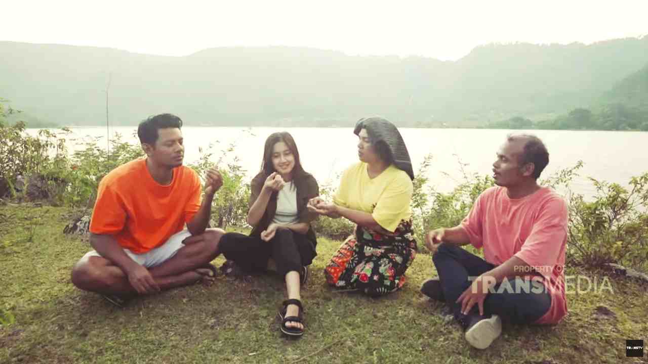 Pulau Samosir Tak Pernah Lepas Dari Daya Pikat Keindahan Danau Toba ...